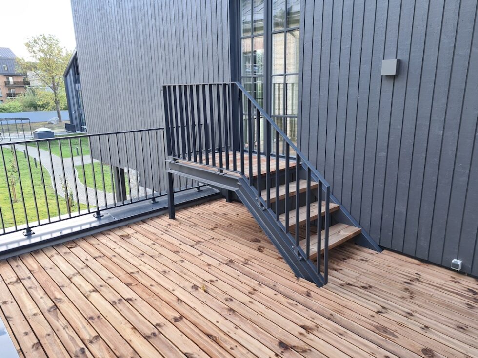 PORTAAT JA KAITEET - MIHIN TAHANSA YMPÄRISTÖÖN.