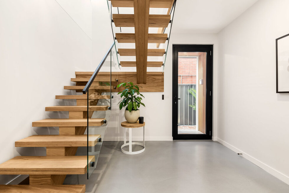 PORTAAT JA KAITEET - MIHIN TAHANSA YMPÄRISTÖÖN.